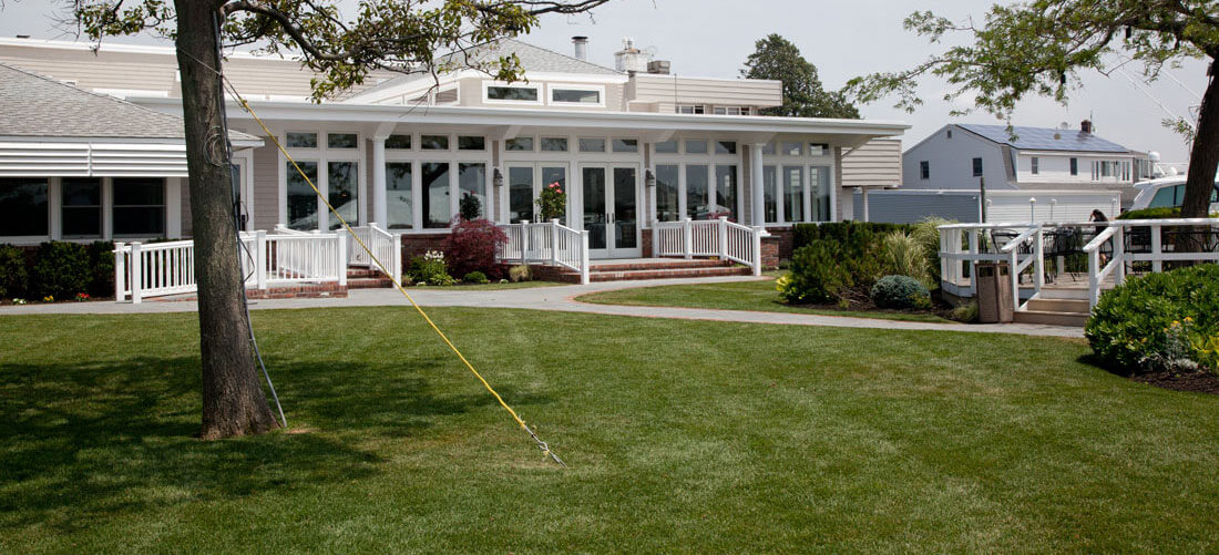 The Snapper Inn | Oakdale, NY Restaurant | Waterside Dining on the ...